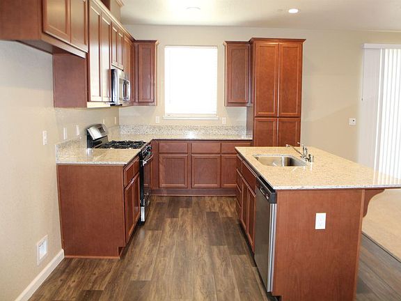 717 Suzanne Dr, Merced, CA 95348 | Zillow