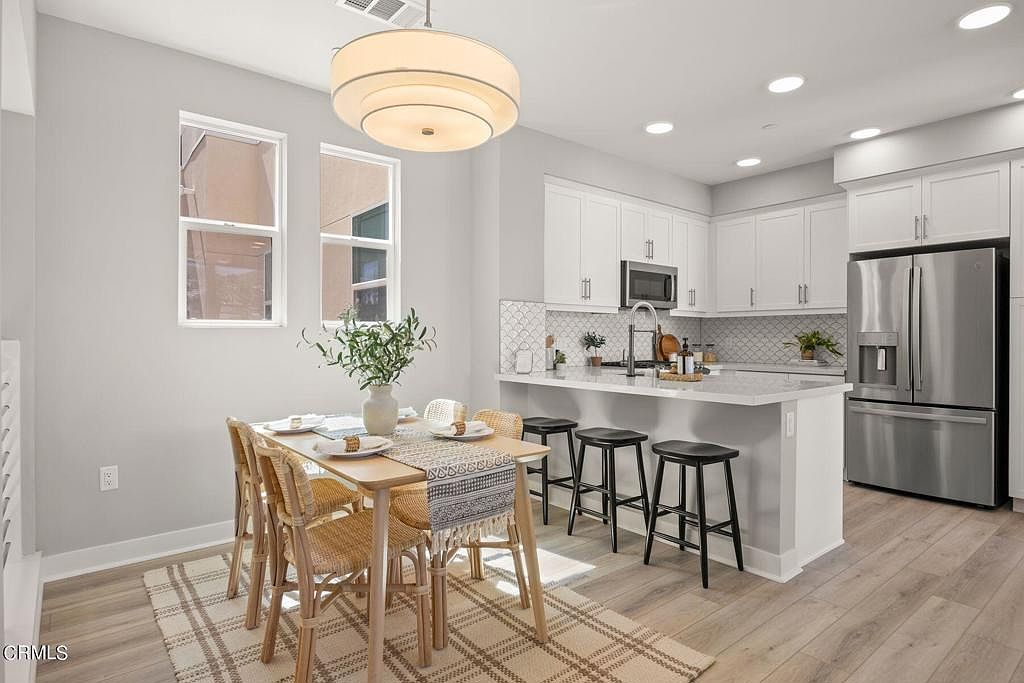 1260 E Thompson Blvd #101, Ventura, CA 93001 | Zillow