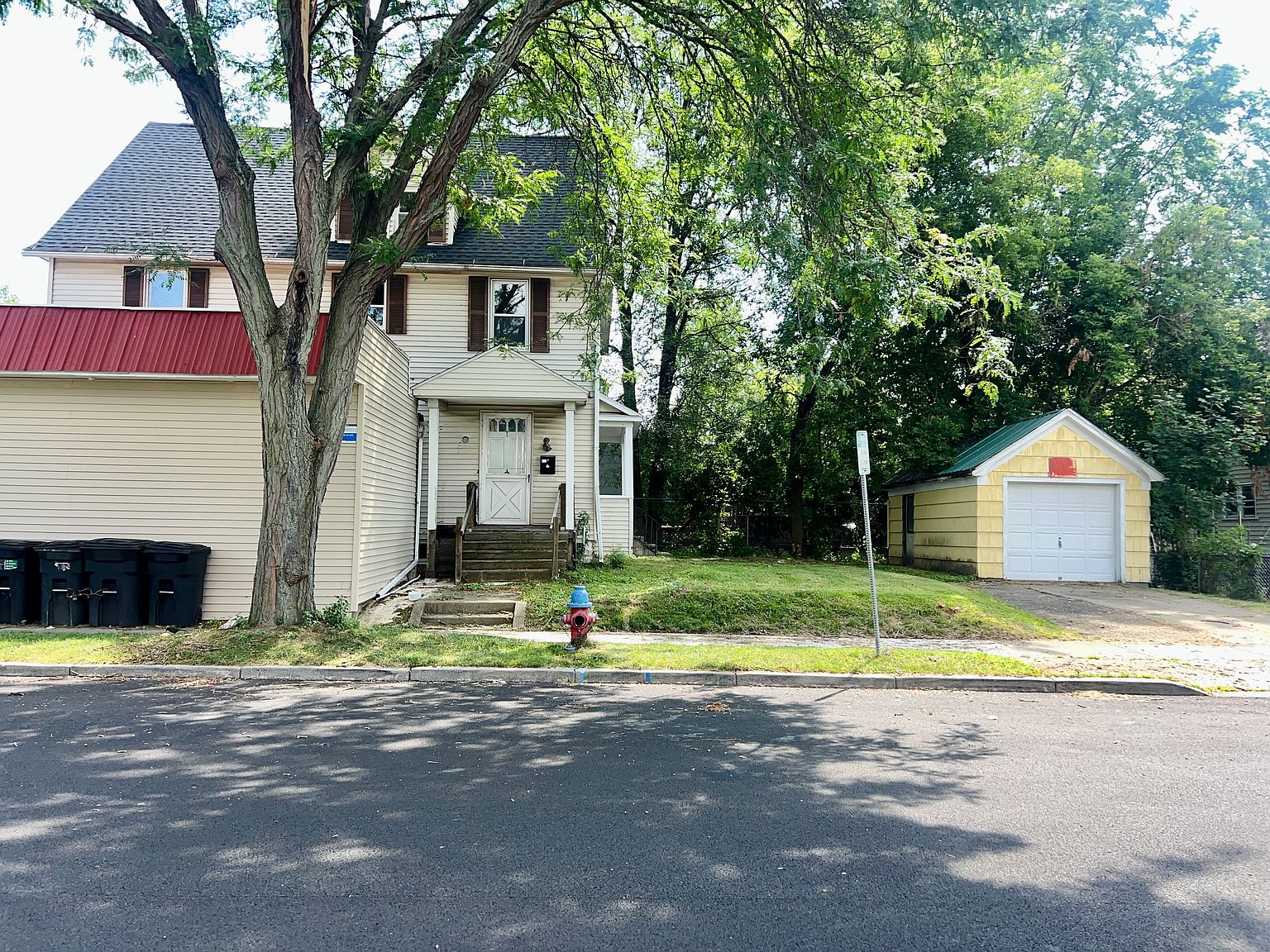 216 Robinson St, Binghamton, NY 13904 | Zillow