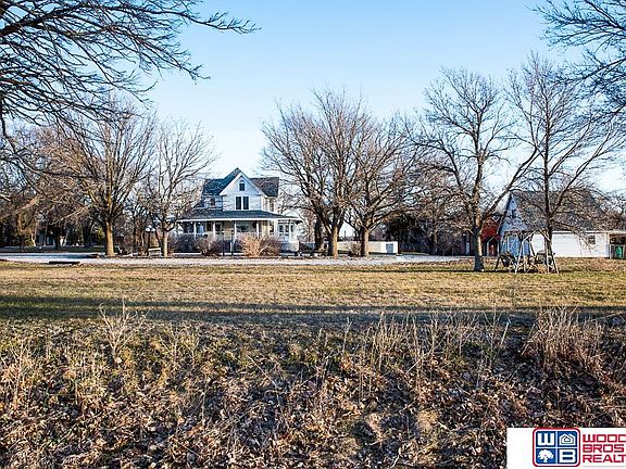 102 Nesbit Ave, Farwell, NE 68838 | Zillow