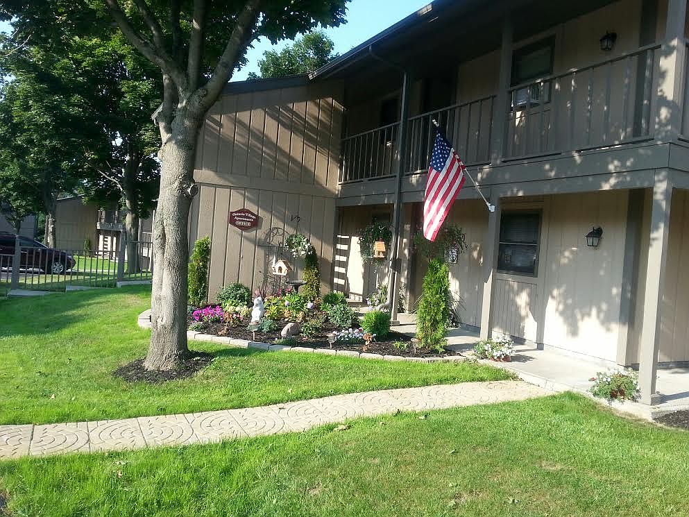 1211 Faichney Dr APT 5, Watertown, NY 13601 | Zillow