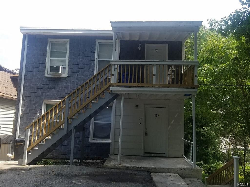 10 Silver Spring Rd, New Windsor, NY 12553 | Zillow