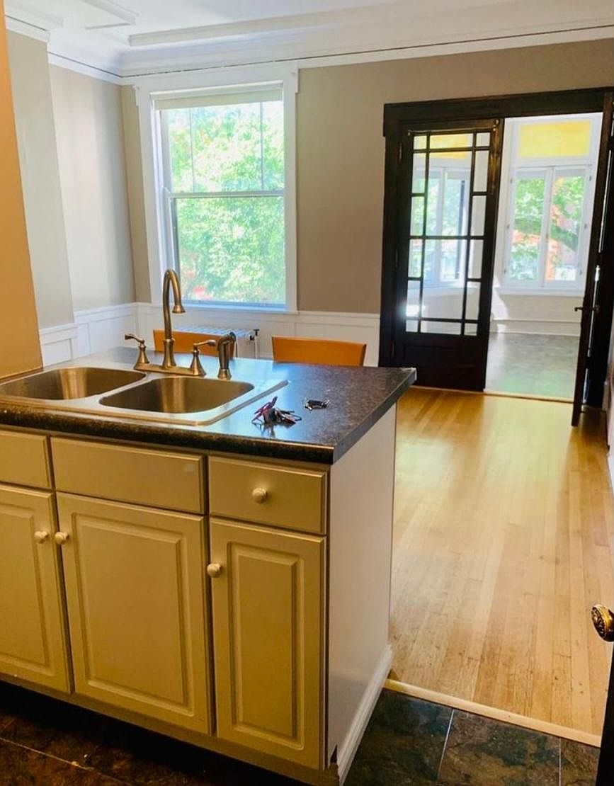 429 W Surf St #26, Chicago, IL 60657 | Zillow