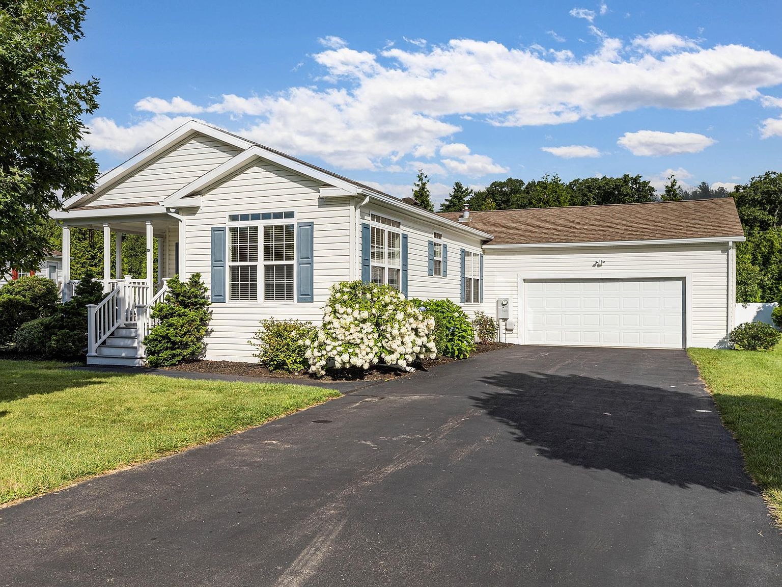 10 Aspen Way, North Hampton, NH 03862 | Zillow