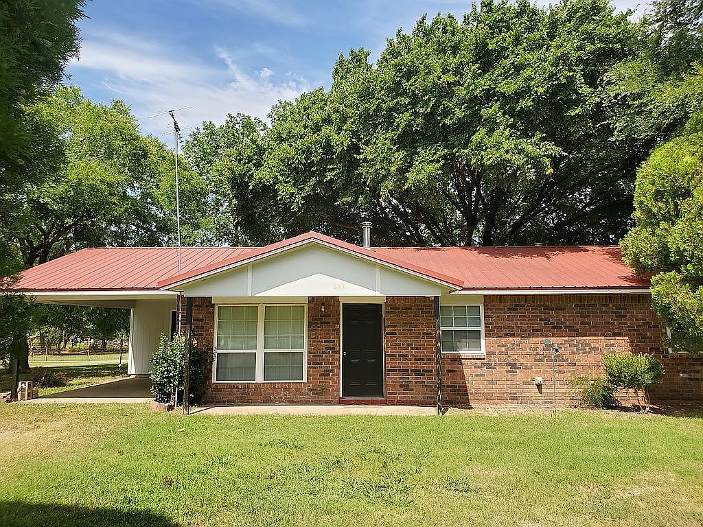 303 Creek Ave, Dewar, OK 74431 | Zillow