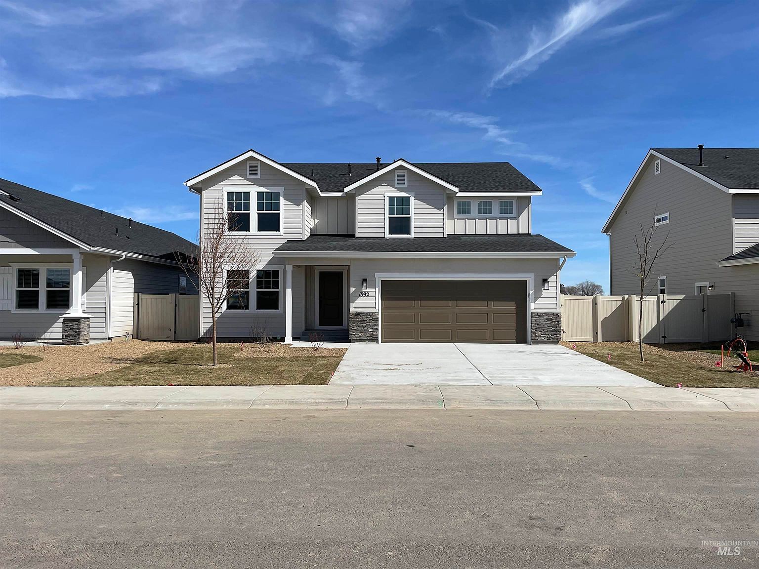 1592 SW Silverstone Ave, Mountain Home, ID 83647 | Zillow