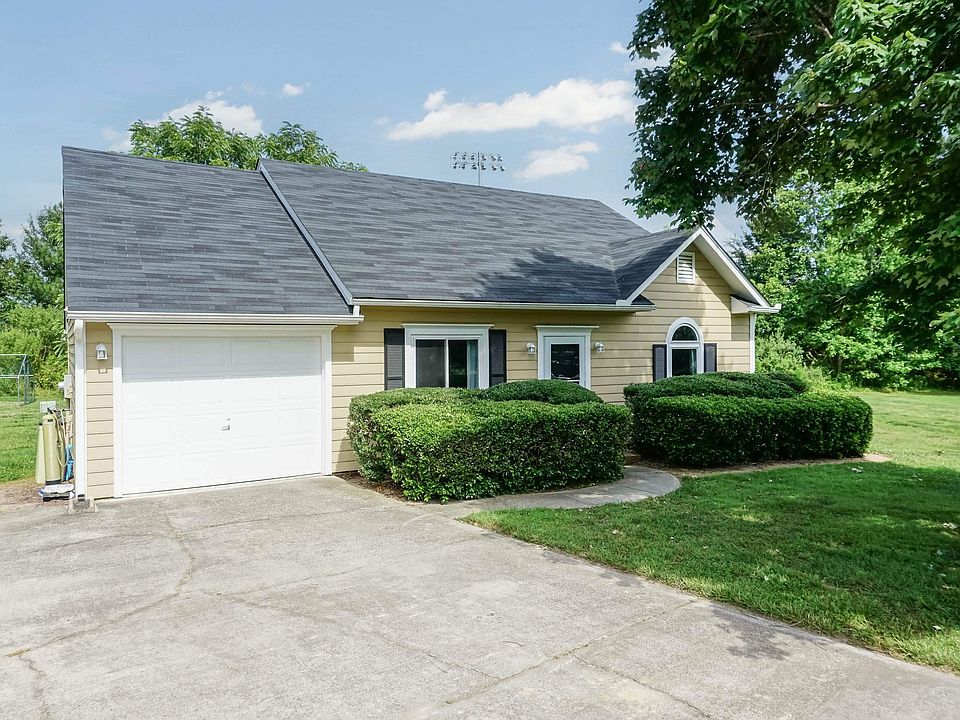 6 Blake Ct, Durham, NC 27712 | Zillow