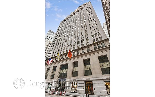 15 Broad Street #2705 in Financial District, Manhattan | StreetEasy