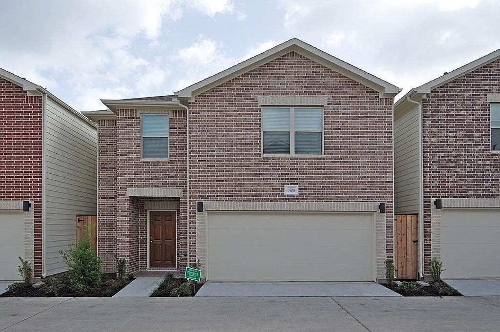 3708 Main Poplar Dr, Houston, TX 77025 | Zillow