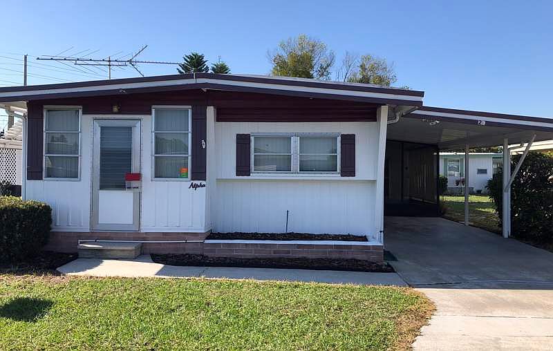2C Holiday Pl, Tavares, FL 32778 | Zillow