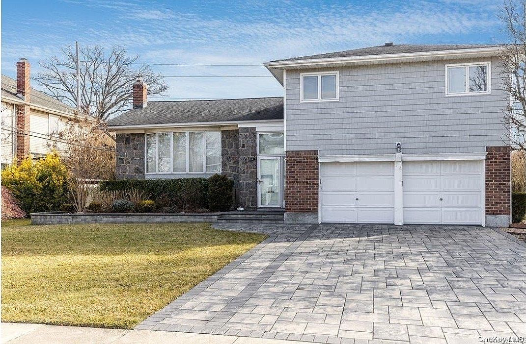 14 Sutton Terrace, Jericho, NY 11753 | Zillow