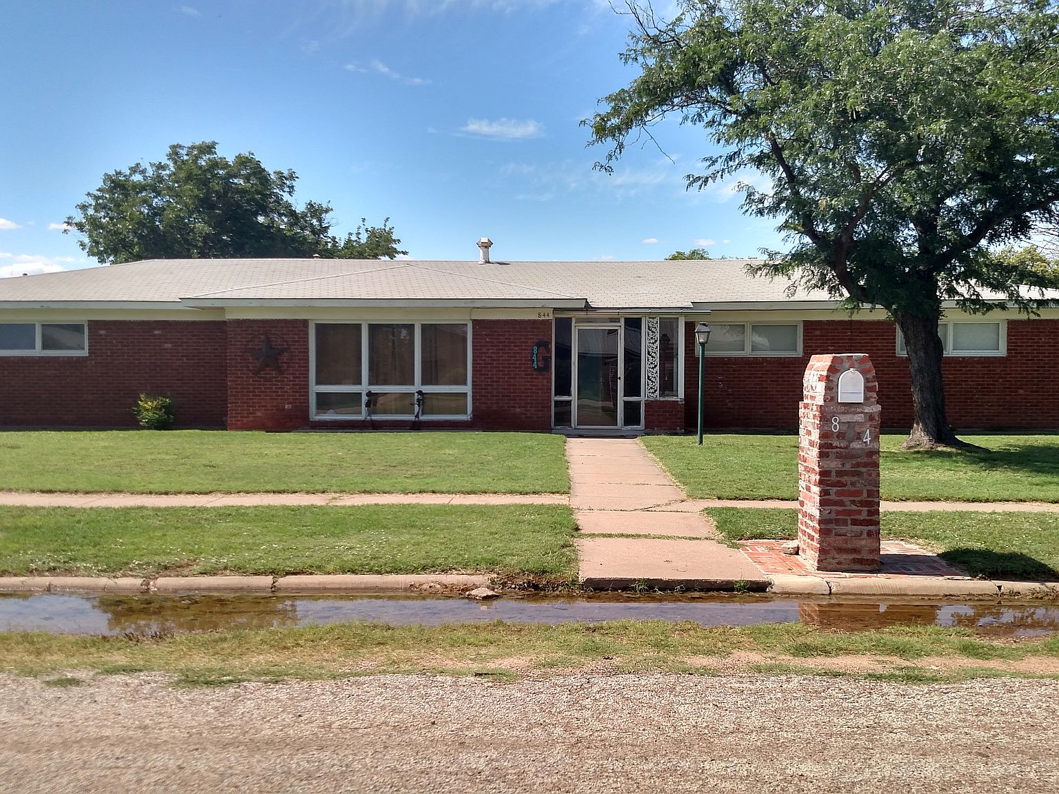 844 NW 2nd St, Hamlin, TX 79520 | Zillow