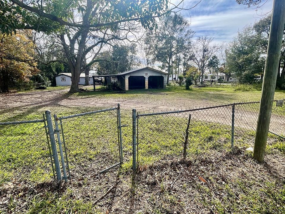 250 Railroad St, Berlin, GA 31722 | Zillow