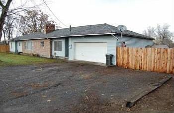 905 E Highland Ave, Hermiston, OR 97838 | Zillow