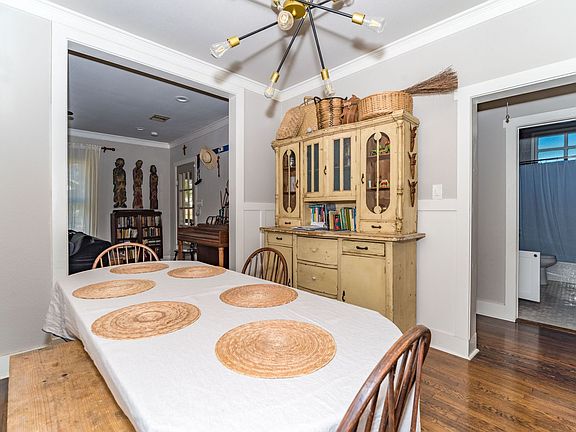 204 Abiso Ave, Alamo Heights, TX 78209 | Zillow