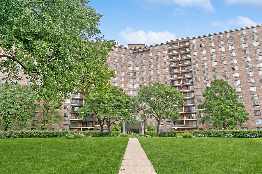 7141 N Kedzie Ave APT 913, Chicago, IL 60645 | Zillow