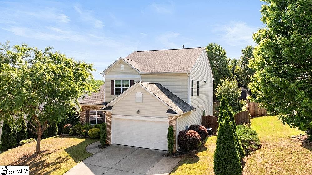 136 Chandler Crest Ct, Greer, SC 29651 | MLS #1555957 | Zillow
