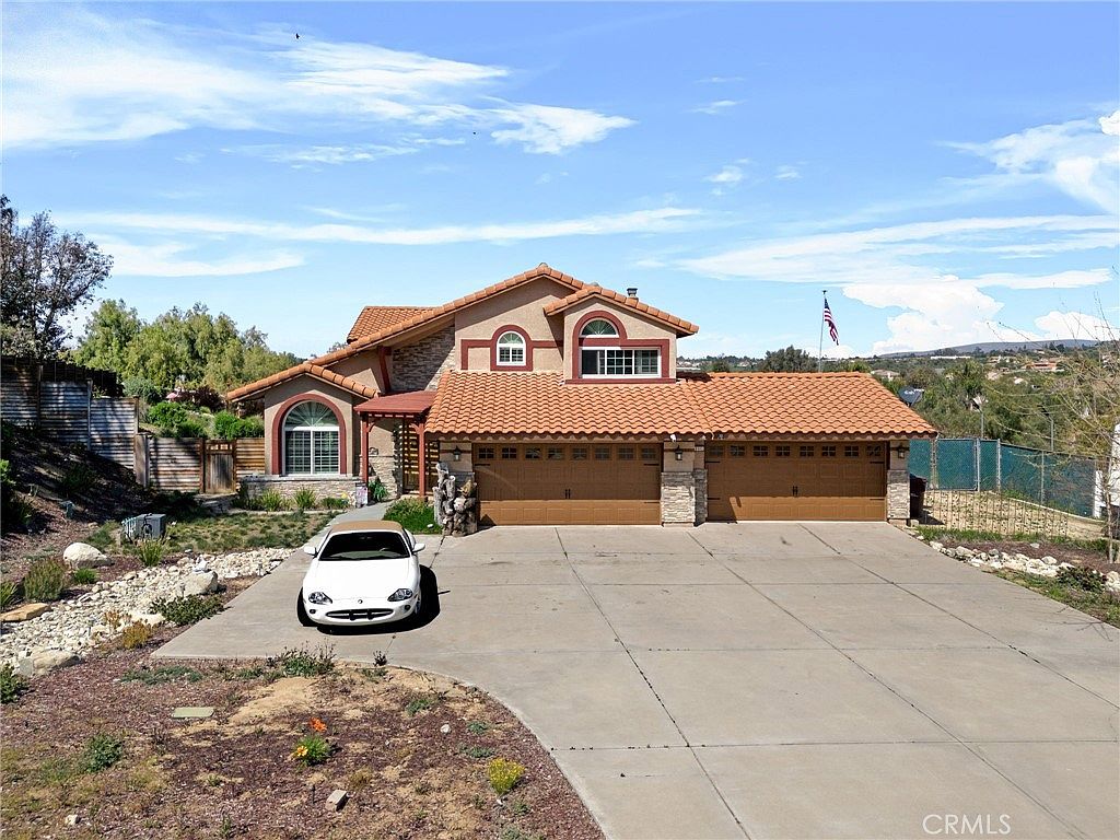 16210 Winters Ln, Riverside, CA 92504 | Zillow