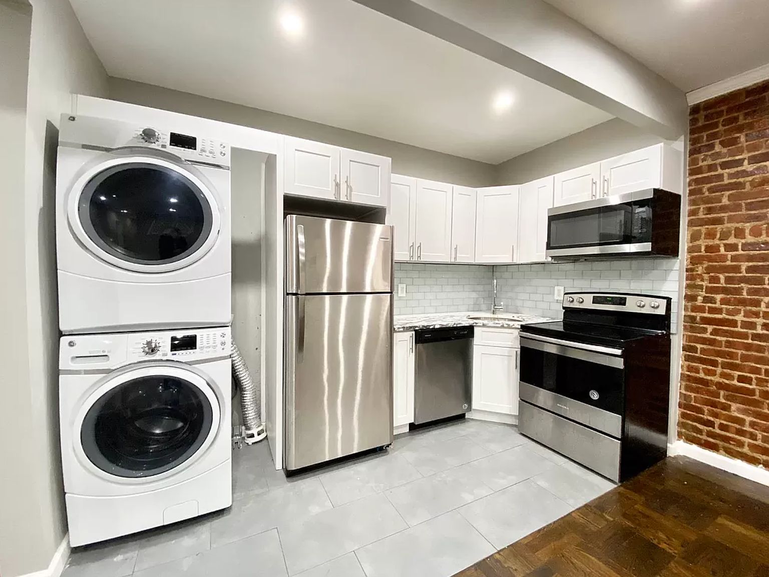2198 Cruger Ave APT 3M, Bronx, NY 10462 | Zillow