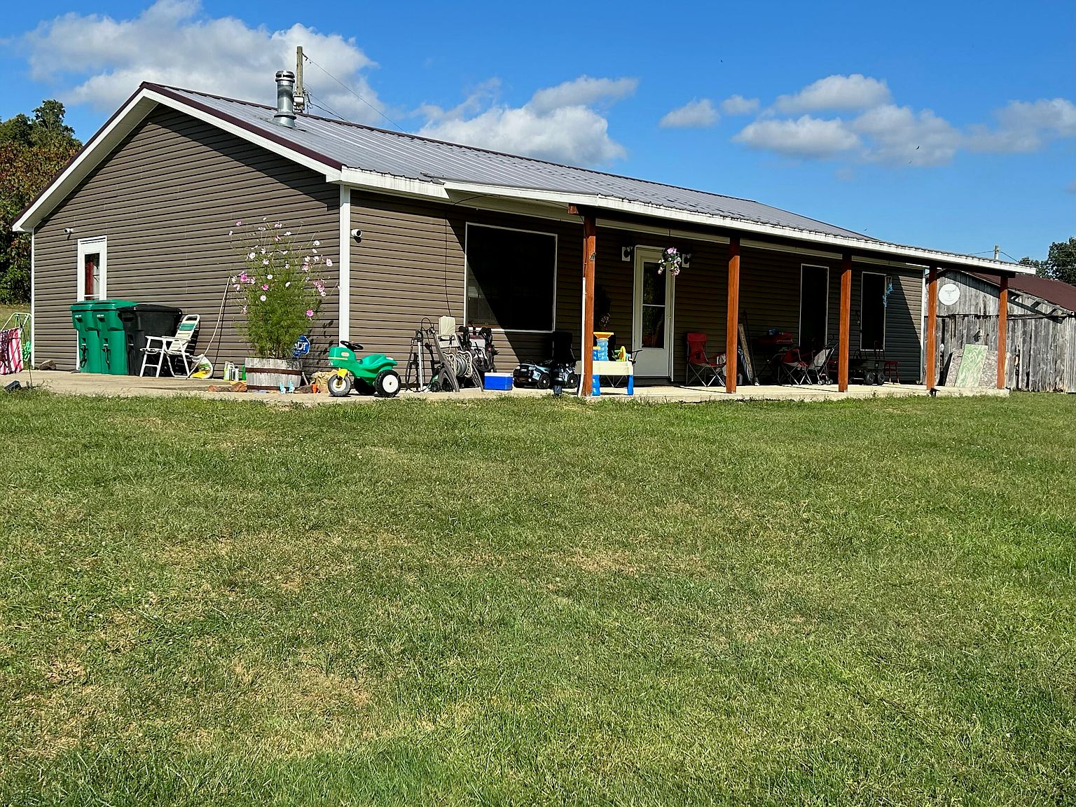 126B W Ison Rd, Sandy Hook, KY 41171 | MLS #23019280 | Zillow