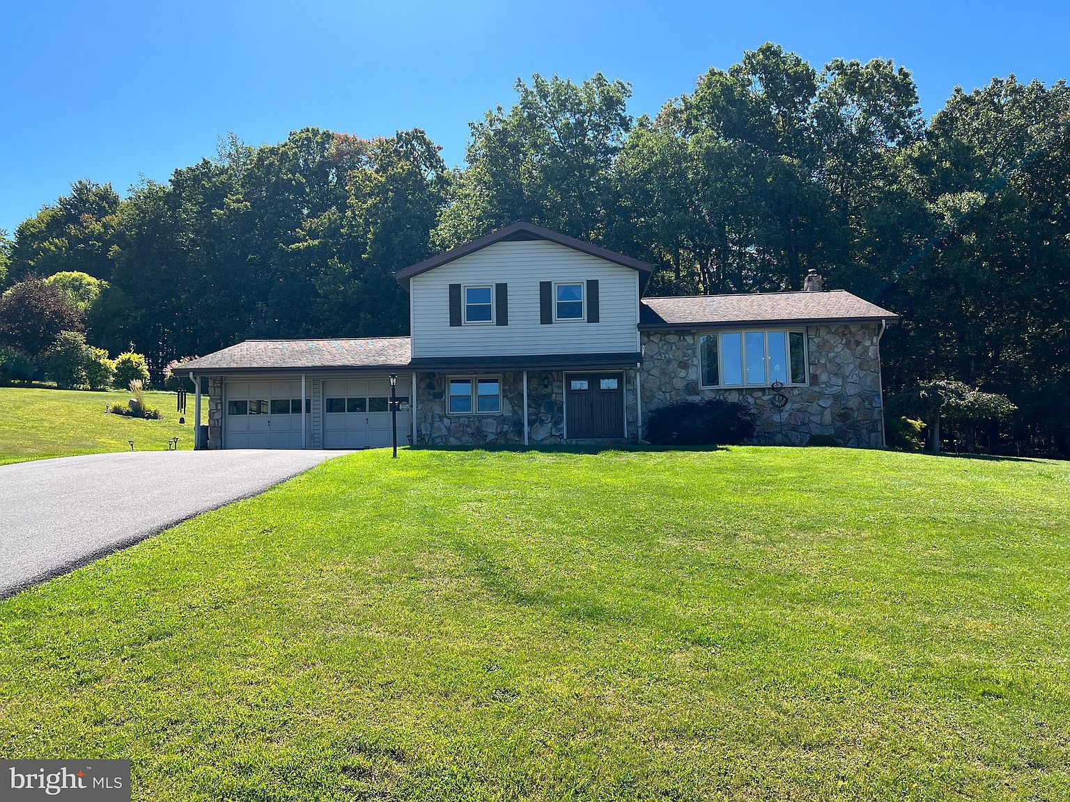 10 Sunset Dr, Oakland, MD 21550 | MLS #MDGA2005878 | Zillow