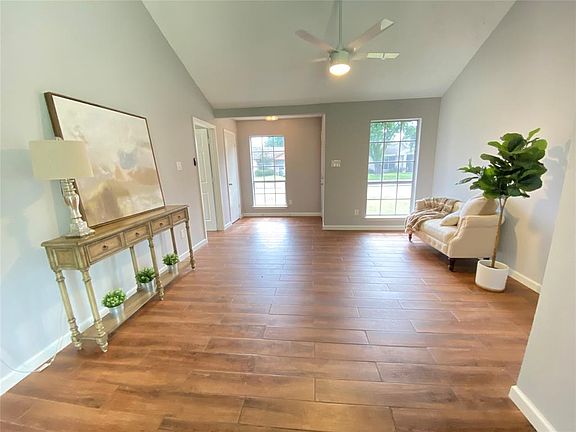 1011 Melford Ave, Pearland, TX 77584 | Zillow