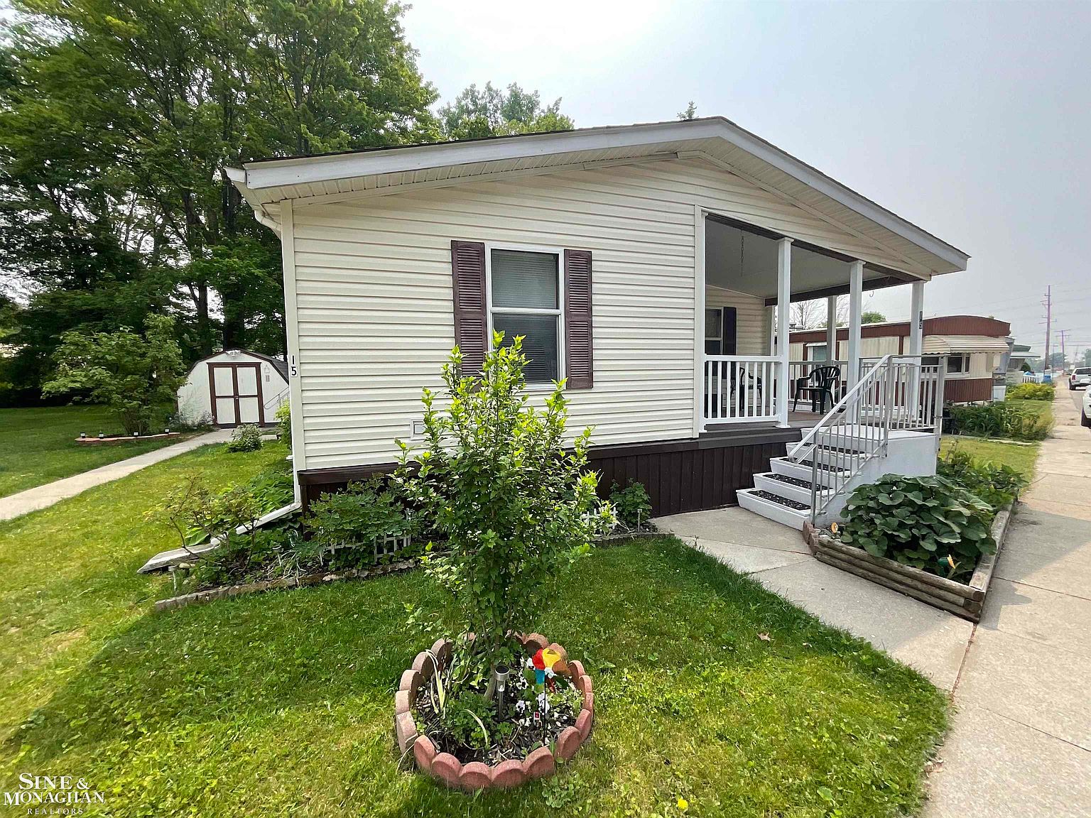 3812 Pointe Tremble Rd TRAILER 15, Algonac, MI 48001 | Zillow