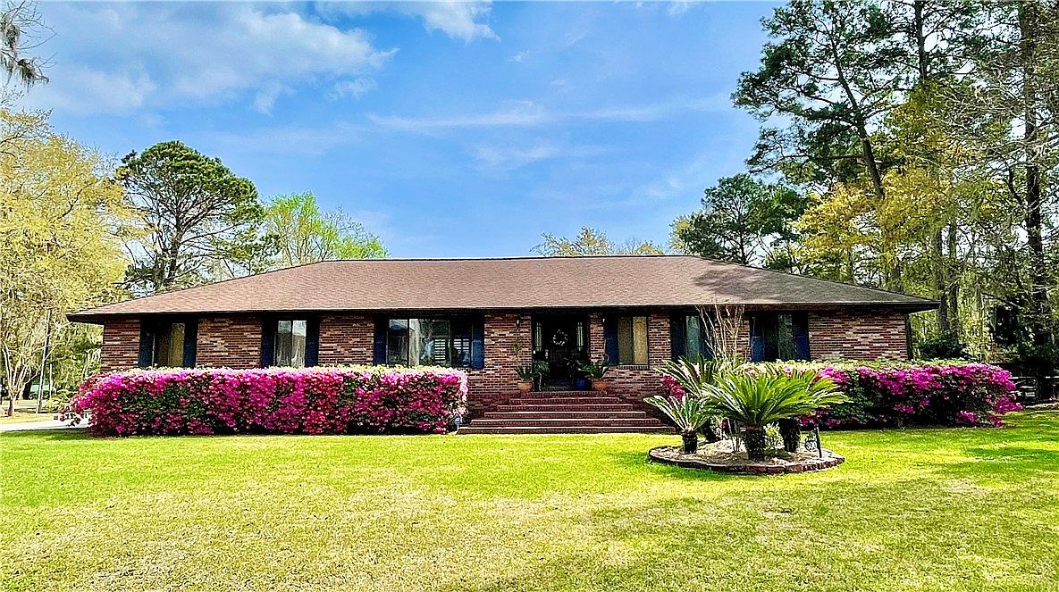 300 River Ridge Rd, Brunswick, GA 31523 | Zillow
