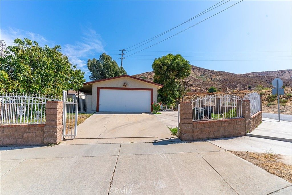 18505 7th St, Crestmore, CA 92316 | Zillow