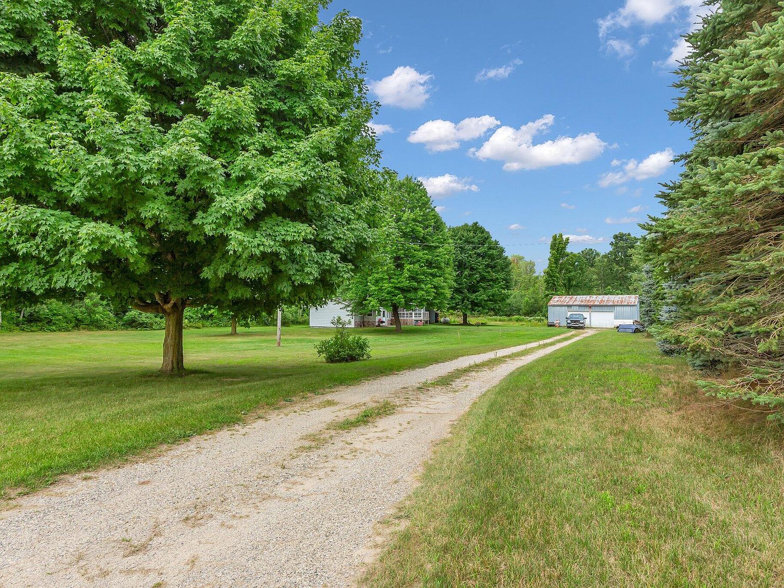 1393 W Hansen Rd, Sidney, MI 48885 | Zillow