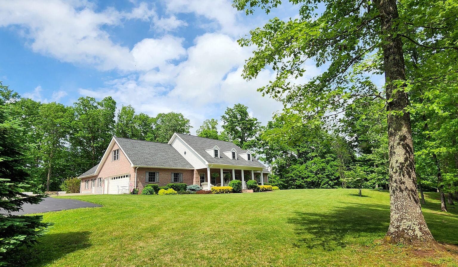 1667 Leatherwood Rd, Nimitz, WV 25978 | MLS #899753 | Zillow