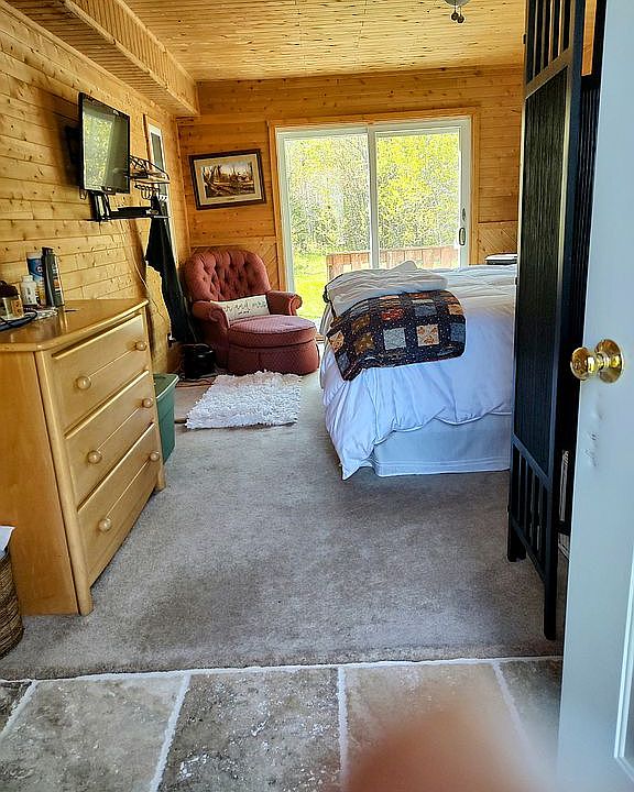 10165 N Whitefish Point Rd, Paradise, MI 49768 | Zillow