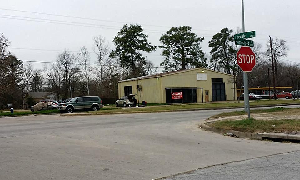 11001 Homestead Rd, Houston, TX 77016 | Zillow