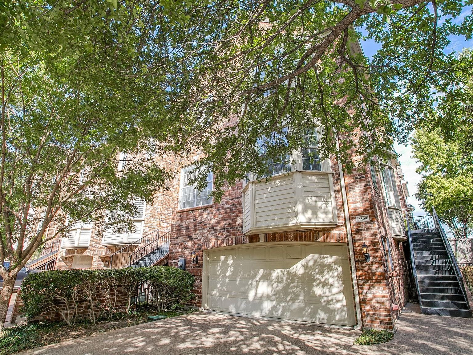 2819 Welborn St, Dallas, TX 75219 | Zillow