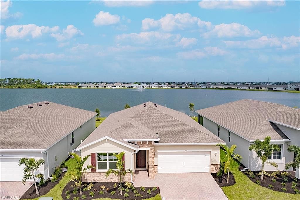 303 Spring Hill Lake Loop, Cape Coral, FL 33993 | Zillow