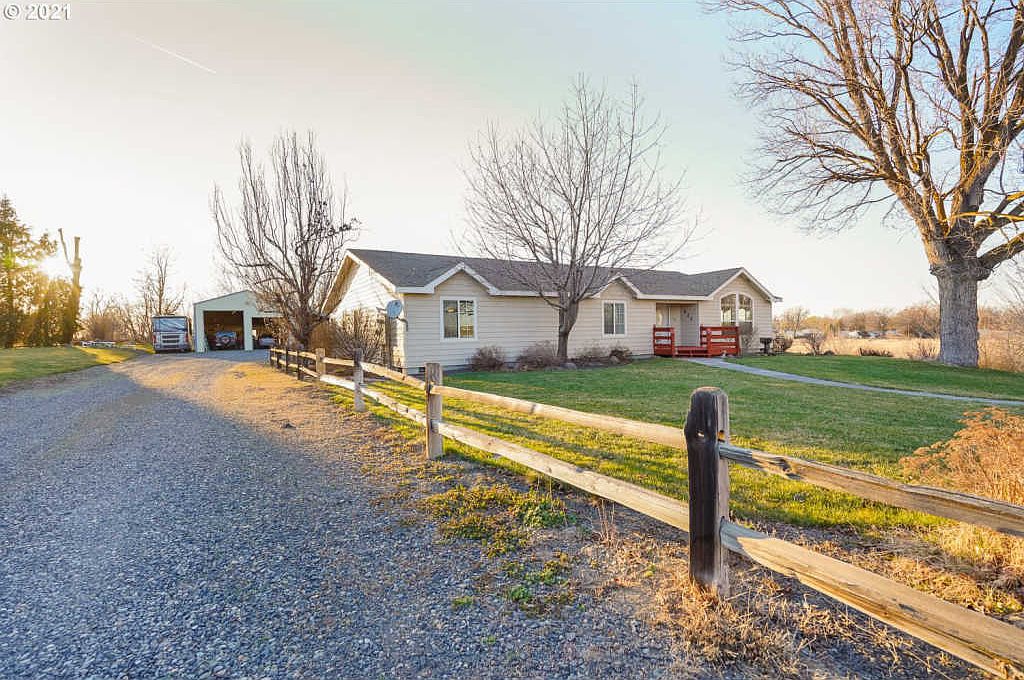 425 S Howard St, Stanfield, OR 97875 | Zillow