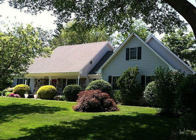 81 Manitto Pl, Oceanport, NJ 07757 | Zillow