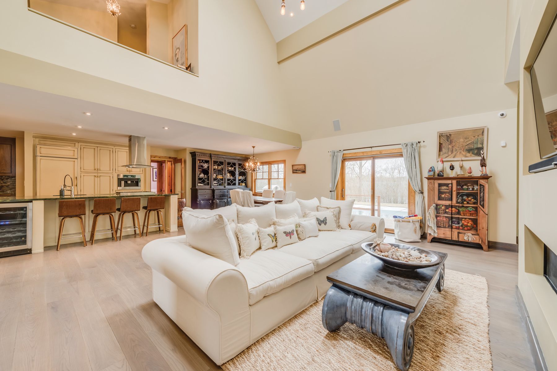 1366 Scuttle Hole Rd, Water Mill, NY 11976 | Out East
