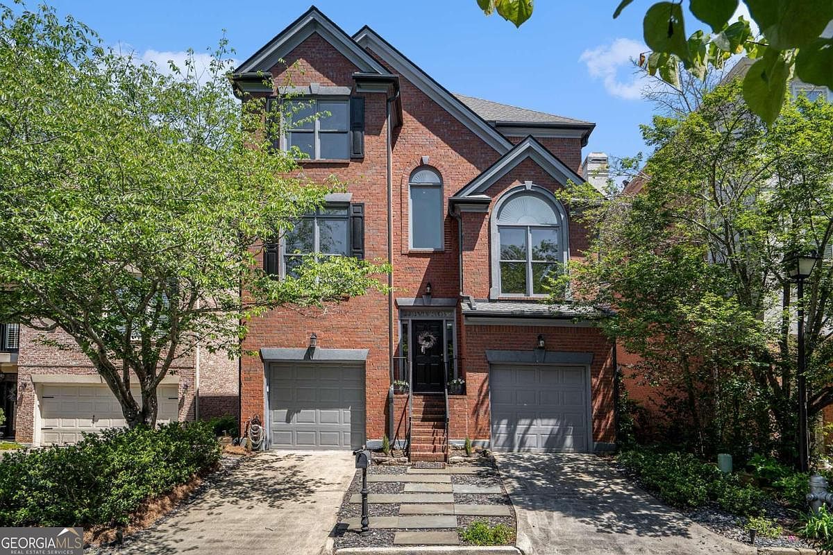 2482 Manor Walk, Decatur, GA 30030 | Zillow