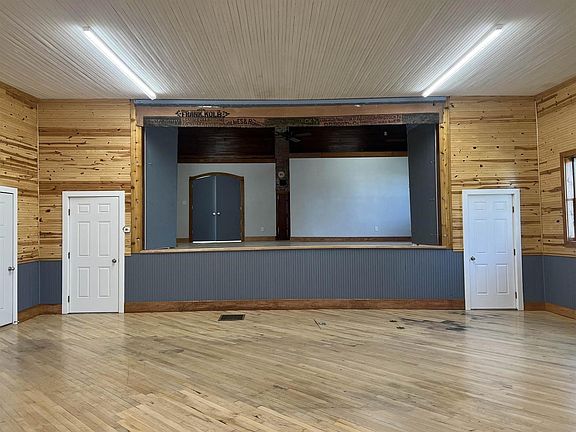 304 North Main Street, Patch Grove, WI 53817 | MLS #1982945 | Zillow