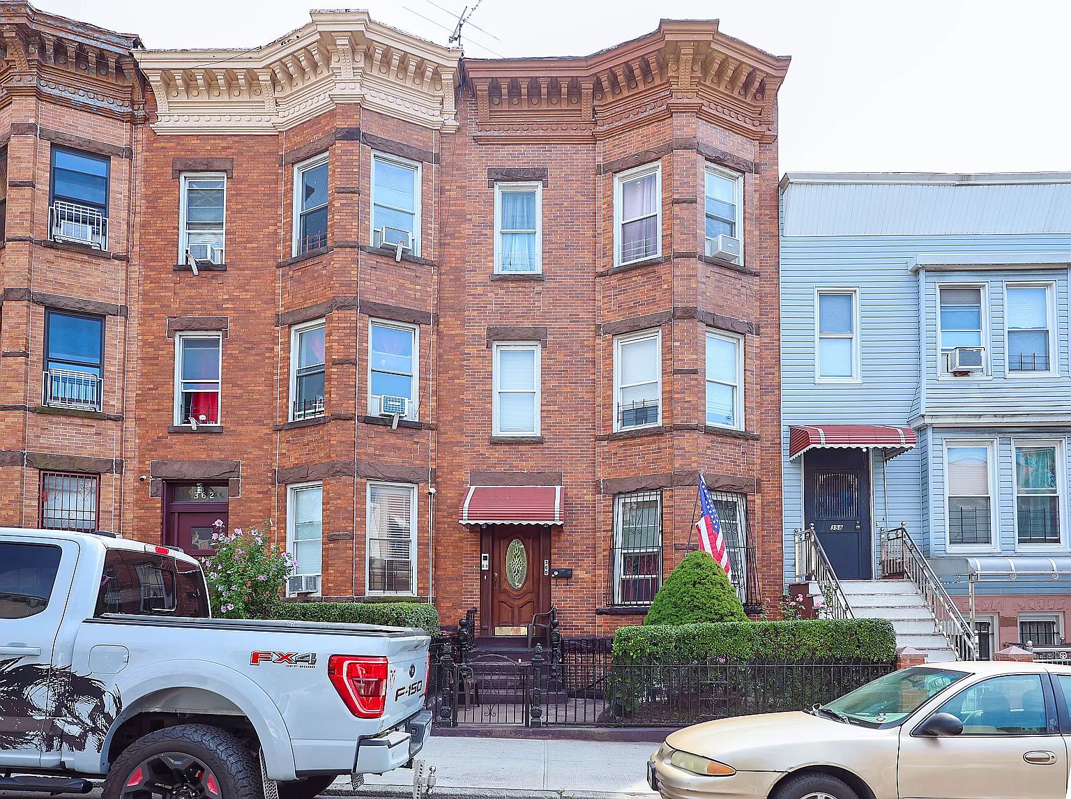 360 54th St FLOOR 3, Brooklyn, NY 11220 | MLS #1728106 | Zillow