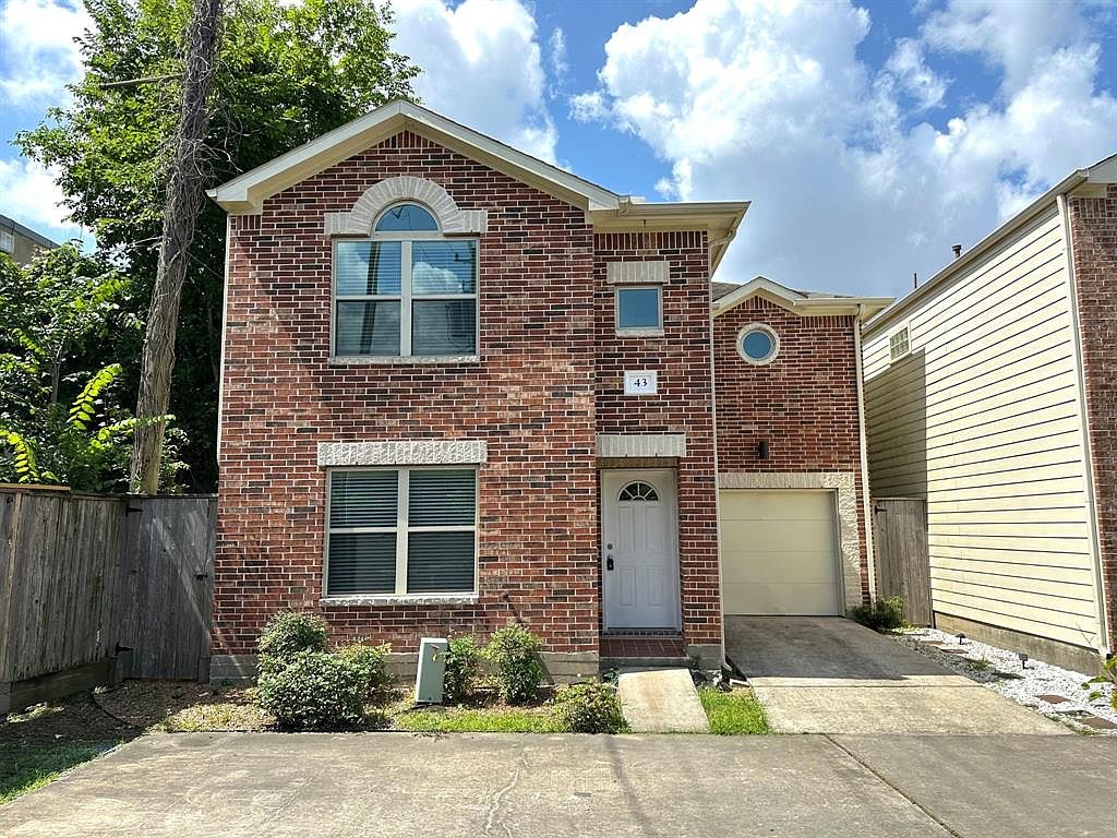 5951 S Loop E UNIT 43, Houston, TX 77033 | Zillow