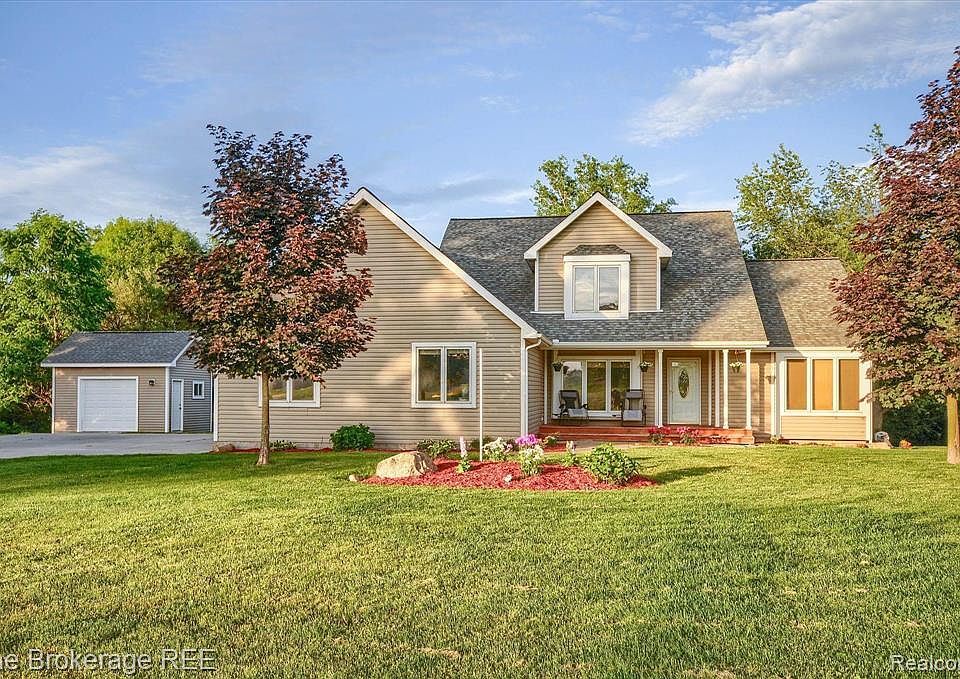 8535 Ridge Rd, Goodrich, MI 48438 | Zillow