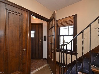 3673 Traver Rd, Shaker Heights, OH 44122 | Zillow