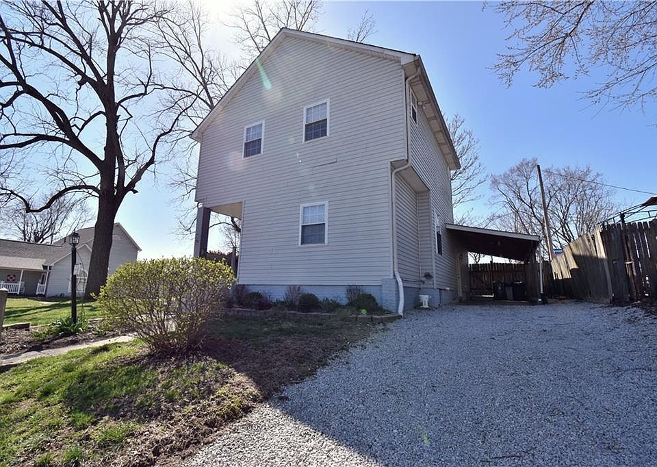 690 S Graham St, Martinsville, IN 46151 | Zillow