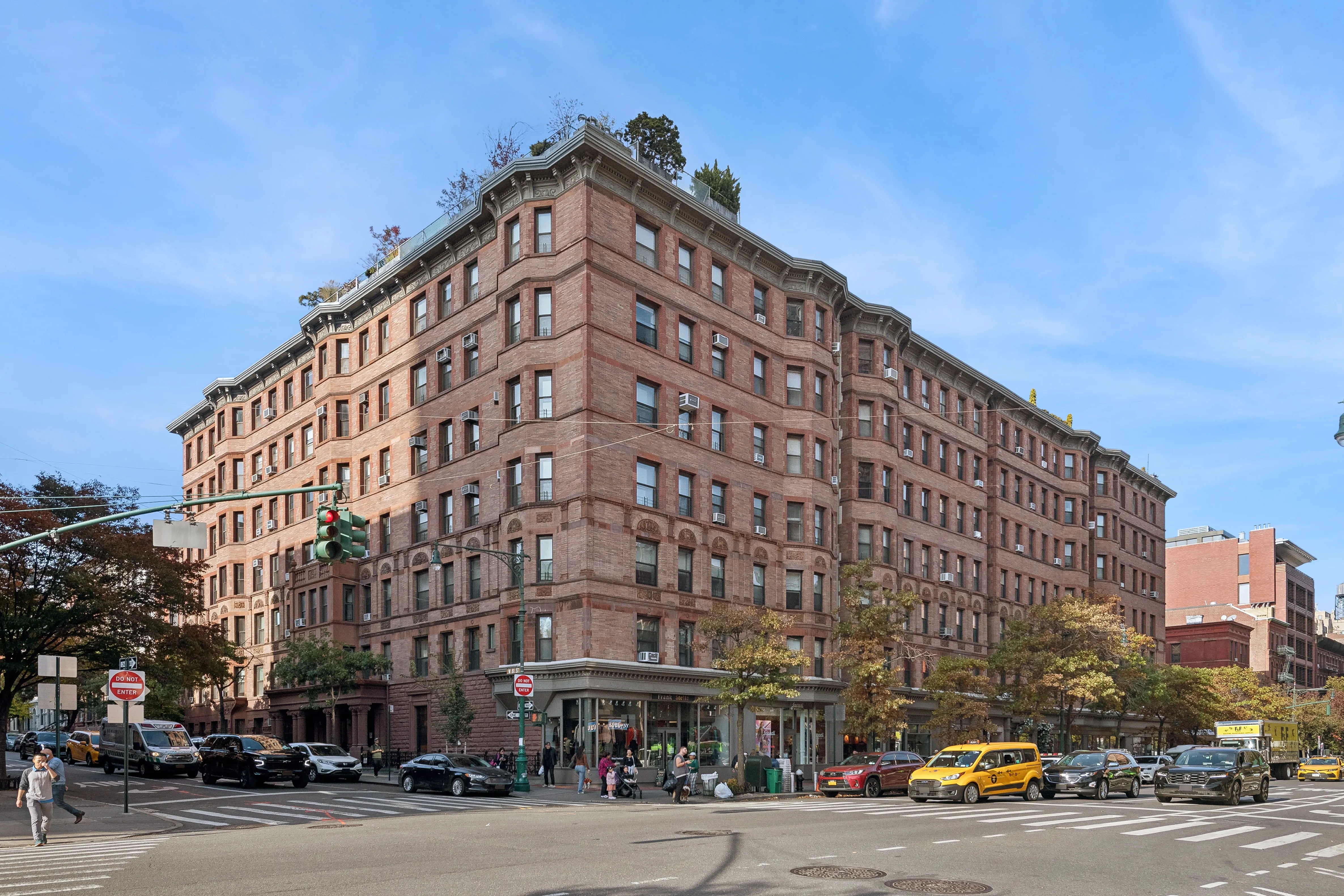 101 West 81st Street #319 in Upper West Side, Manhattan | StreetEasy