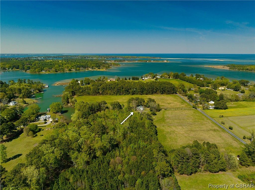 1595 Fitchetts Wharf Rd, Moon, VA 23119 | MLS #2306708 | Zillow