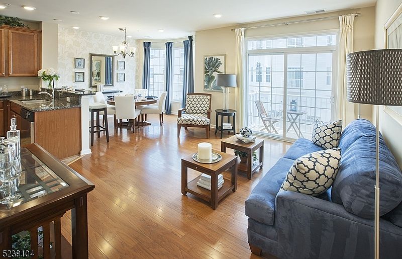 7 Aster Ln, Garfield, NJ 07026 | MLS #3859647 | Zillow