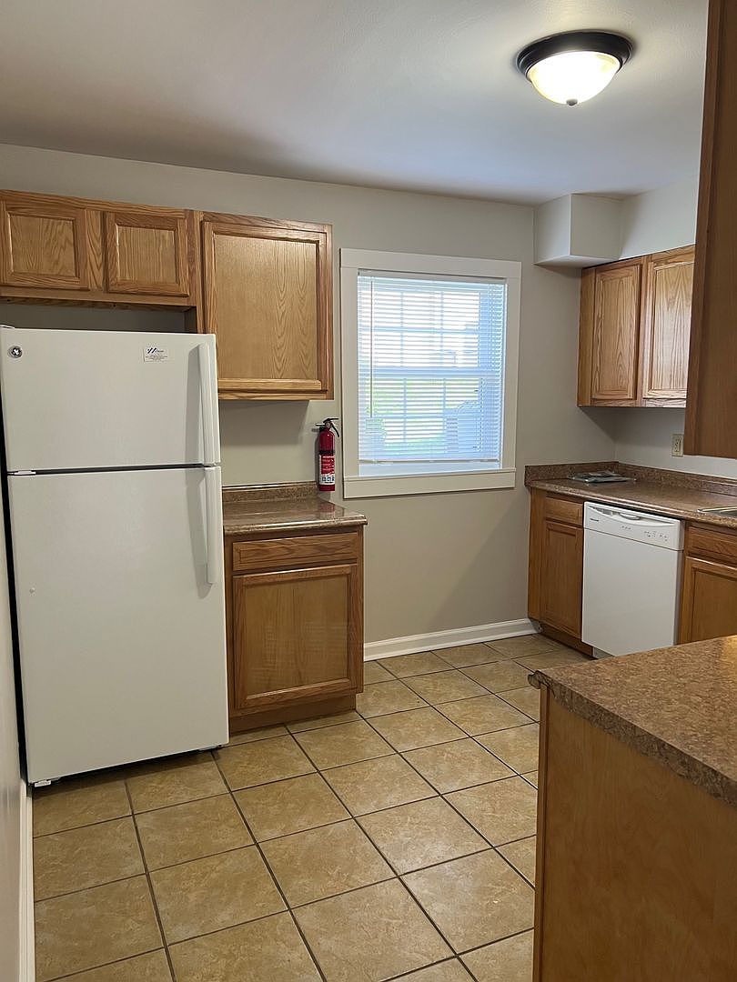 135 E Cook Rd APT M1, Mansfield, OH 44907 | Zillow