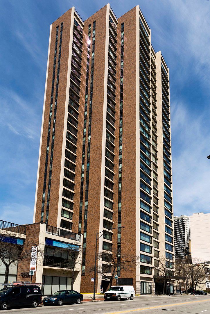 1850 N Clark St APT 2203, Chicago, IL 60614 | Zillow